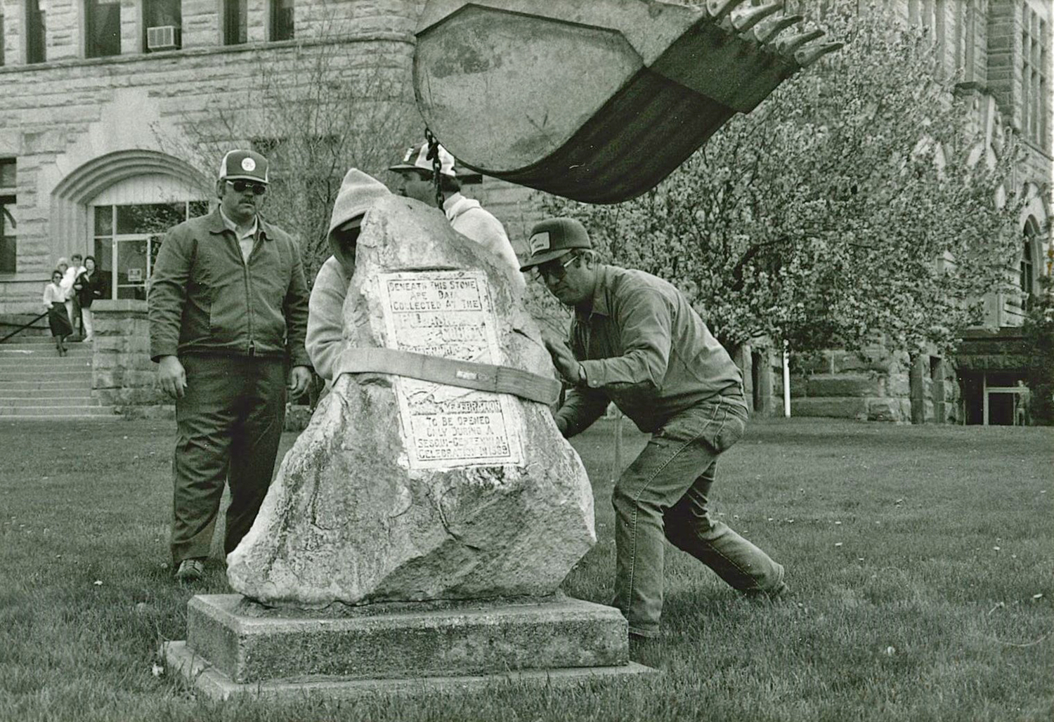 Walking Tour 2c: Time Capsules – Pulaski County Historical Society